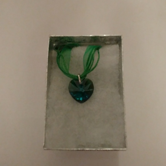 Jewelry | Forest Green Crystal Heart Necklace | Poshmark